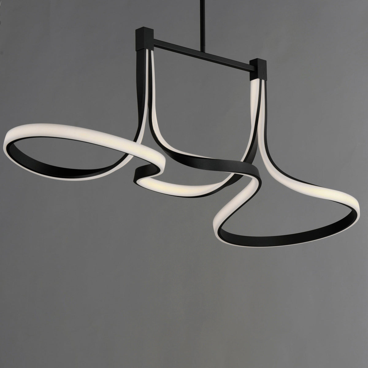 ET2 Serpentine Linear LED Pendant | Carrington Lighting