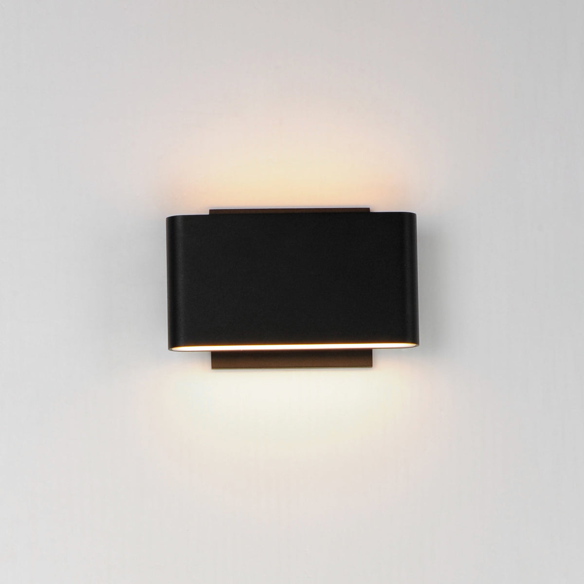 ET2 Alumilux Spartan LED Outdoor Wall Light | Carrington Lighting